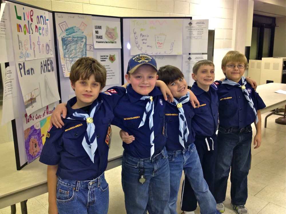 Nativity Den 9, Pack 222 - Fargo, ND - Photo/Video Gallery